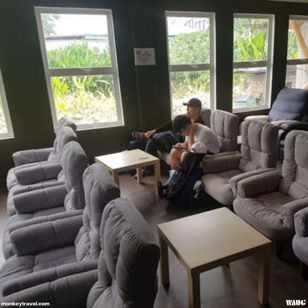 Staying at Kalibo Airport BK Lounge: Price & Amenities